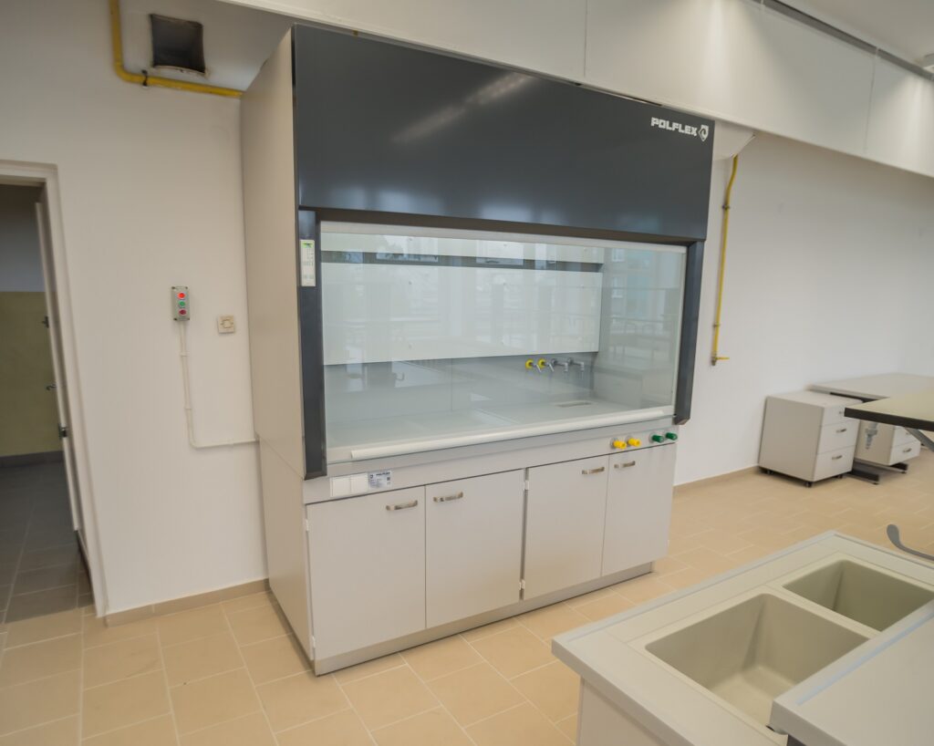 Dygestoria - Dygestorium, wyposażenie i meble laboratoryjne - Polflex